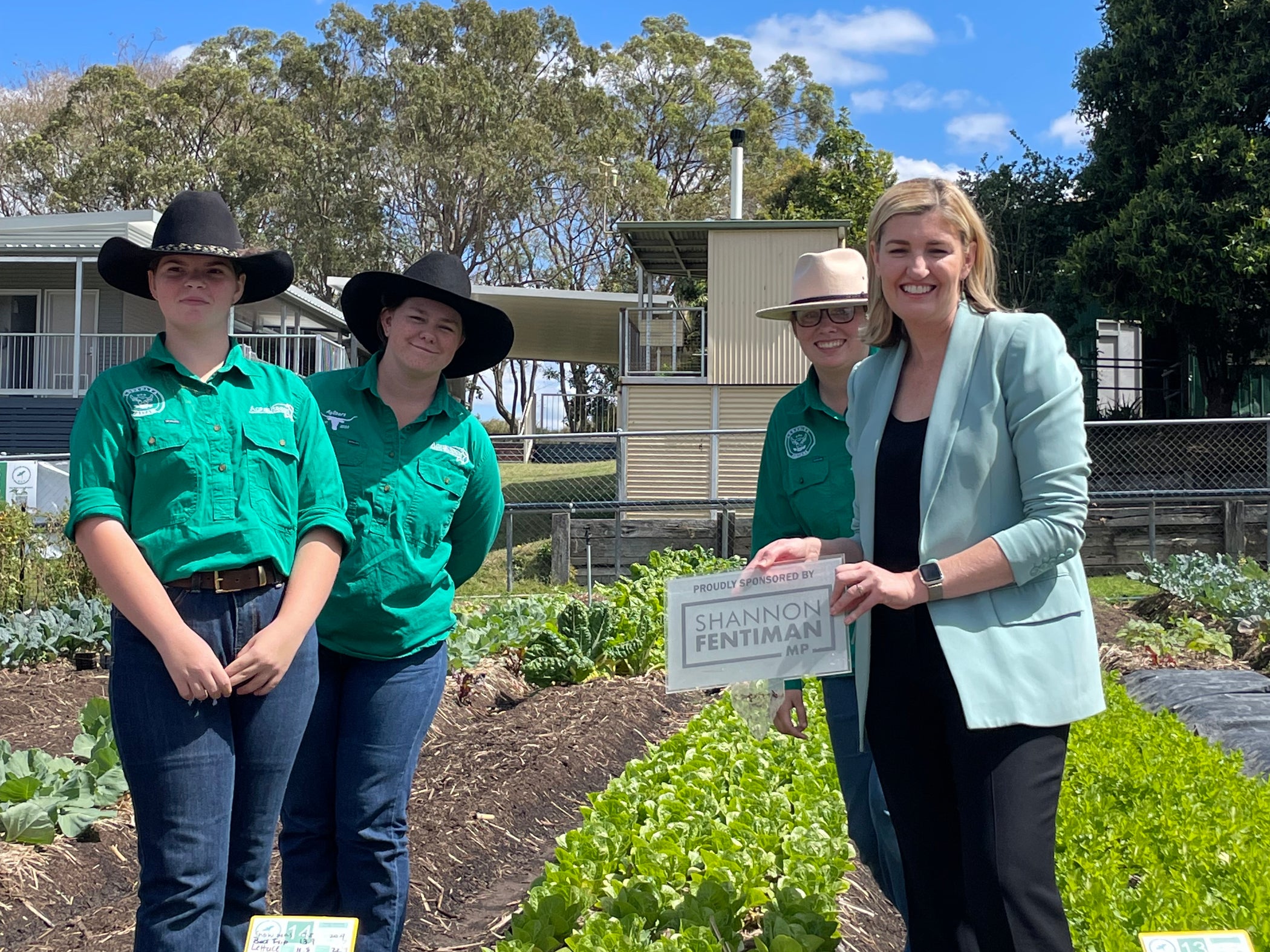 About us – minifarmproject